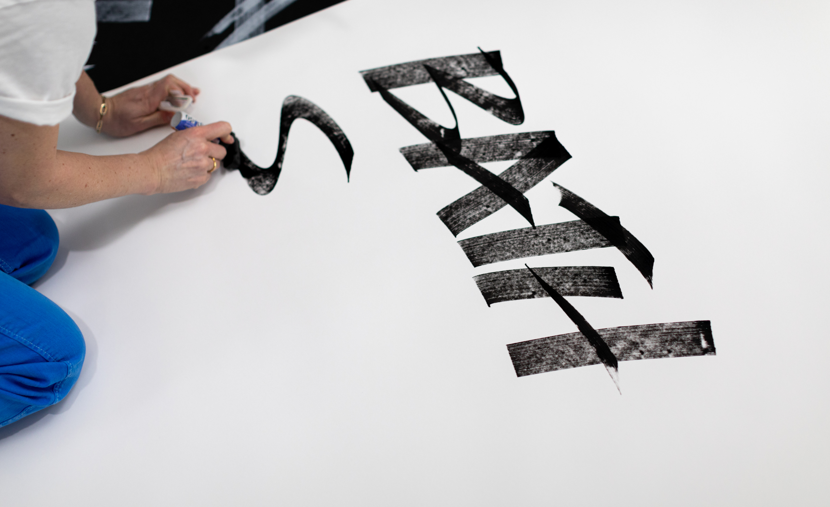 Dalton Maag | Portfolio: Custom Fonts: Lush Handwritten